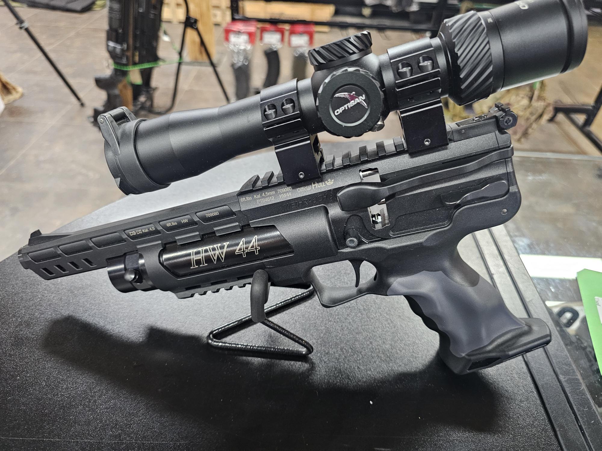 Pre-Owned Weihrauch HW44